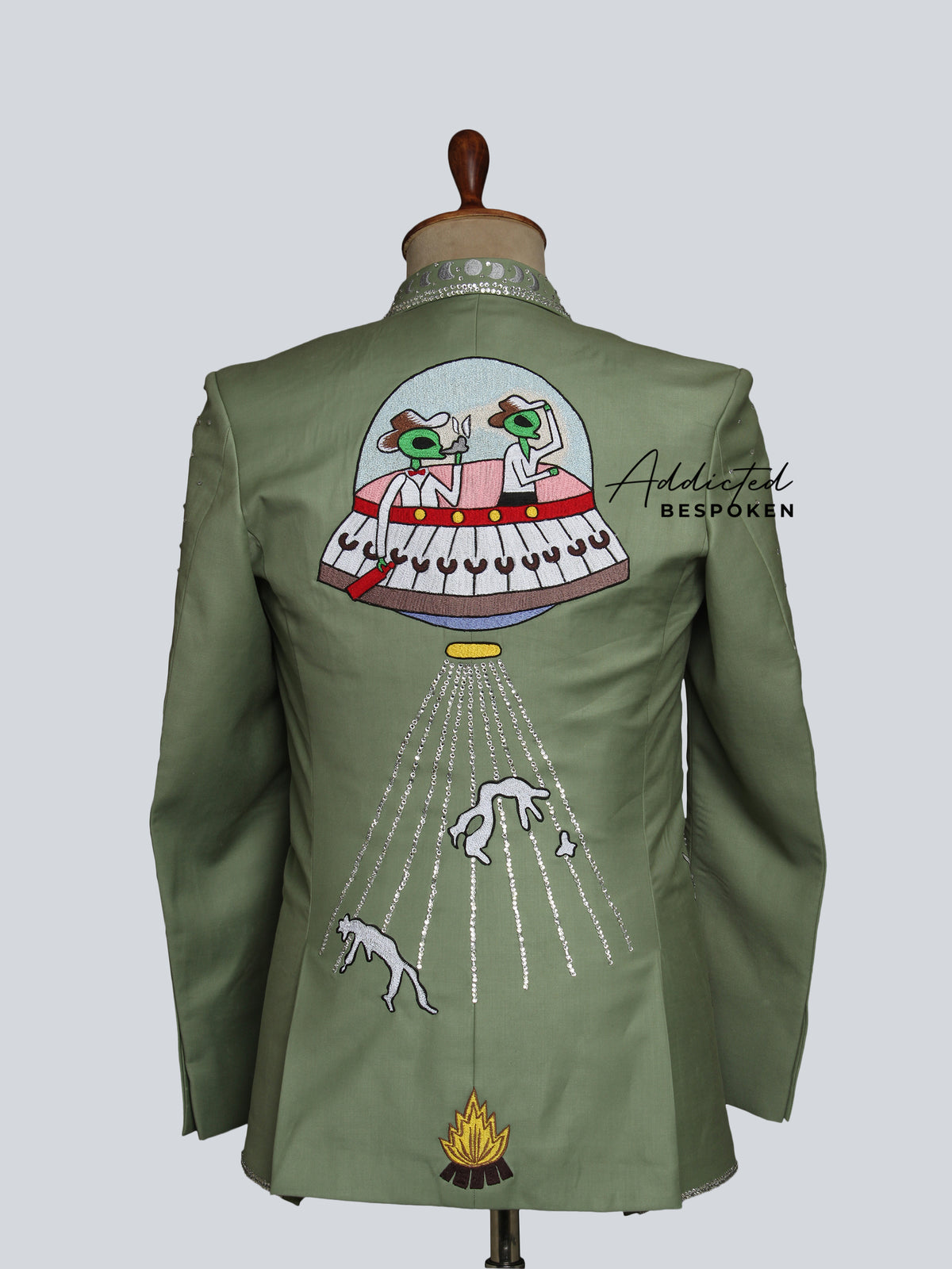 King Card Detailed Suit | Addicted Bespoken